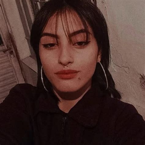 𝑺𝒂𝒔𝒂𝒉🍁 Sarah Sccp Threads Say More