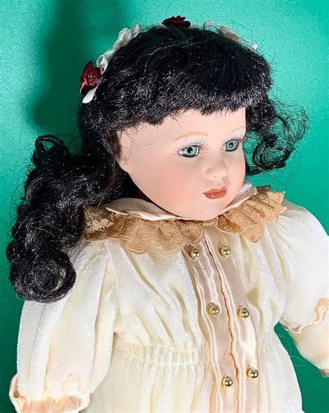 Samantha Medici 1998 Porcelain Doll 16 Victorian Beige Etsy