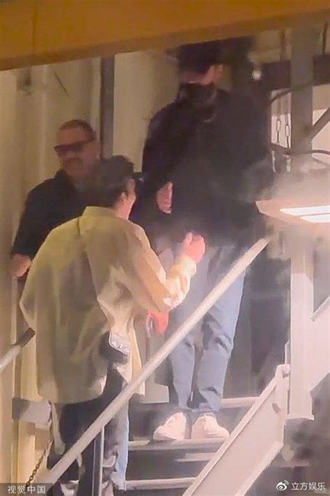 “小李子”莱昂纳多与吉吉·哈迪德共同出席纽约活动