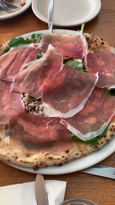 프로슈토 루꼴라 피자 Prosciutto Rucola 📍성북동 모짜 🌷 Youtube