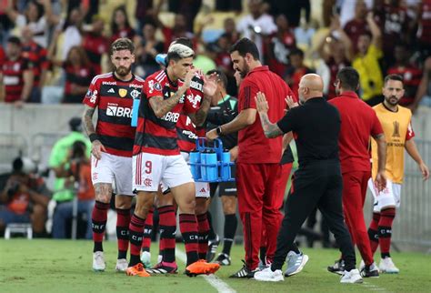 Estreia Do Sampaoli Garante Feito Inédito Na Carreira Do Argentino