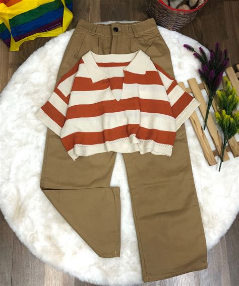 ชุดวินเทจ ทรงลุง เสื้อไหมพรม Hot Hit ตลอดกาล กางเกงทรงลุง ขนาดฟรีไซส์ เอวสม็อคหลัง รอบเอว 23 30