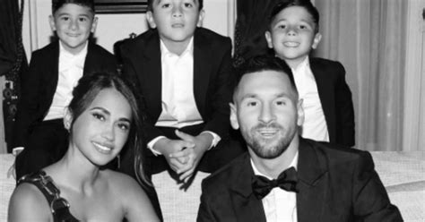 Lionel Messi Visitó Disney Junto A Su Familia ¡revolucionaron El