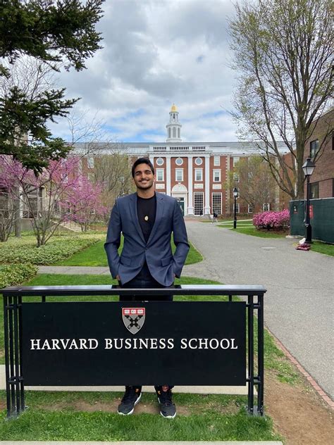 About Sanjay Dasari Medium