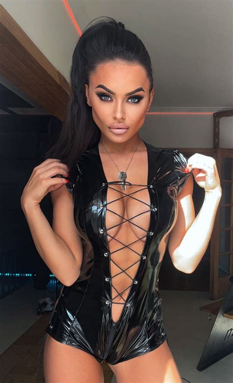 ⭐ میسترس و فتیش مدل معروف Evil Woman ⭐