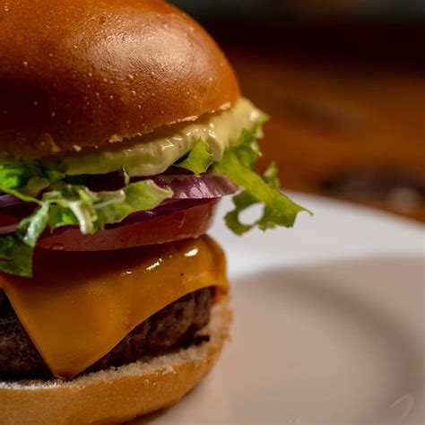 Grill House X Salada Pão De Brioche Hambúrguer