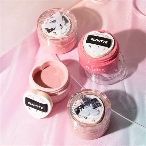 Jual Flortte Butterfly Airy Cream Blush Shopee Indonesia