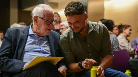 Rufián advierte a Desokupa Nazis no pasaréis es un orgullo cabrearos