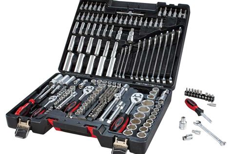 Наборы инструментов для авто из Германии выбор и плюсы использования