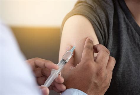Nova vacina que previne quatro tipos de meningite é disponibilizada nos