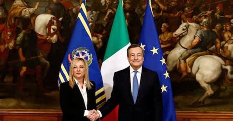 Governo Meloni Oggi La Cerimonia Della Campanella A Palazzo Chigi Poi