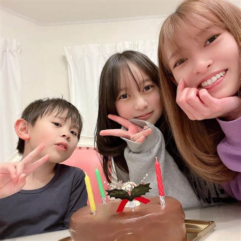 町田亜里香さんのインスタグラム写真 町田亜里香instagram「﹏𖥧𖥧﹏𓃕𓂅𓂅 ⠀⠀⠀⋆̣̩ 𝟸𝟶𝟸𝟸𝟷𝟸𝟸𝟻 ̣̩⋆