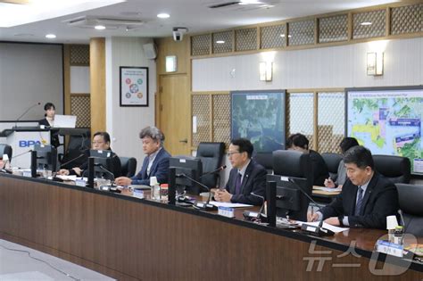 부산항만공사 국내외 정세 변화 따른 부산항 운영현황 점검