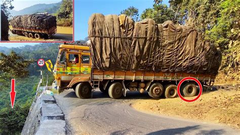 Dare To Drive Overloaded Lorry Escape From Danger In Ghat Down Turn