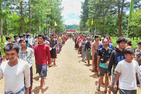 ပင်လောင်းမြို့၌ ပြည်သူ့စစ်မှုထမ်းအမှတ်စဉ် ၃ ၂၀၂၄ သင်တန်းတက်ရောက်မည့် သင်တန်းသားများအား ကြိုဆိုန