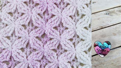 Point fleurs en relief tutoriel au crochet présenté par Lidia Crochet
