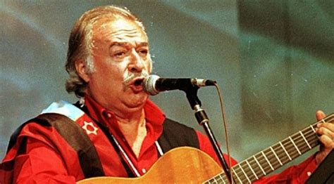 ᐈ El Músico Y Compositor Folclórico César Isella Murió Este Miércoles A