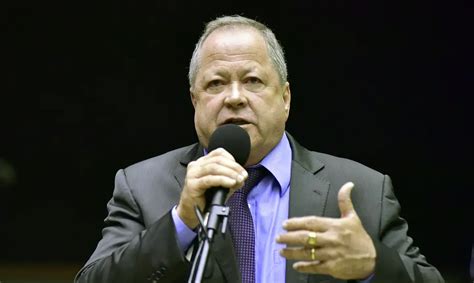 Câmara Cassa Mandato De Chiquinho Brazão Por Ausência Em Sessões