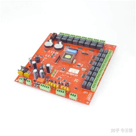 本文主要介绍了小区电梯卡的使用和分类，包括id卡和ic卡，以及智能电梯ic卡管理系统的实现方式和优点。通过刷卡的方式对电梯进行控制和管理，可以
