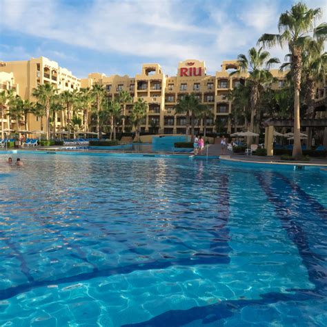5 Reasons This Fall Is The Perfect Time To Visit Los Cabos The Cabo Sun