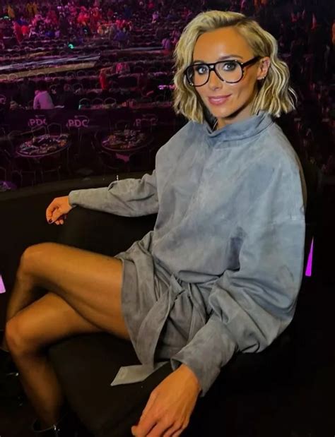 Stunning Sky Sports Darts Presenter Anna Woolhouses Love Life Revealed
