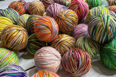 Colorful Mini Yarn Balls For Crafts Yarn Box Handmade Yarn
