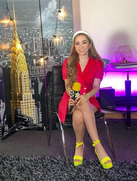 Carolina Rosss Feet