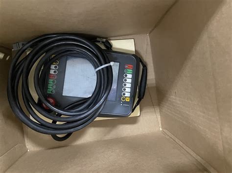 Engel Viper 40 Robot 2013 Came Off Of A 770 Ton Press Call Choice Plastic Machinery