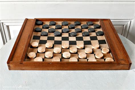 Jeu de dames ancien en bois Rêve de Brocante