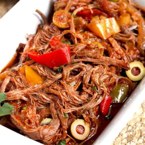 Slow Cooker Beef Bone Broth Lemon Blossoms