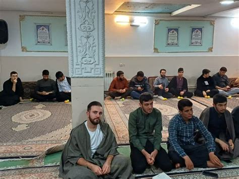 خبرگزاری حوزه تصاویر برگزاری کرسی آزاد اندیشی در مدرسه علمیه امام