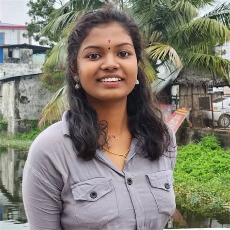 Sreya Sreya Tk • Threads Say More