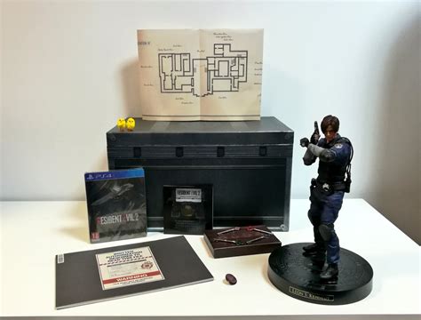 Рассматриваем коллекционное издание ремейка Resident Evil 2