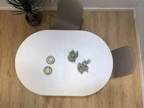 Table aux coins arrondis extensible pour cuisine ou salle à manger Adana
