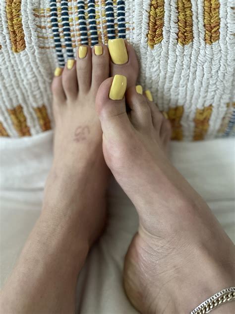 Rate My Toes 1 10 Rfeet