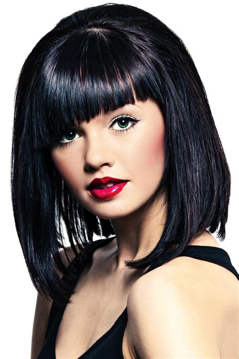 Langer Bob Mit Schrägem Pony Bob Frisuren Lang Long Bob Langer Bob