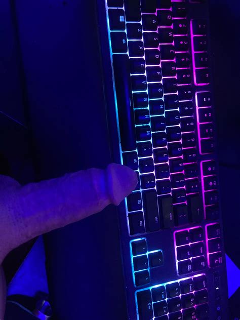 Love My Razer Keyboard Nudes Gaymersgonewild Nude Pics Org