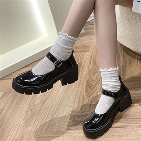 러브굿 통굽 펌프스 메리제인 구두 정장 캐주얼 데일리 신발 가보시 플랫폼 빈티지 미들힐 무광 에나멜 둥근코 러블리 스트랩 슈즈 65cm