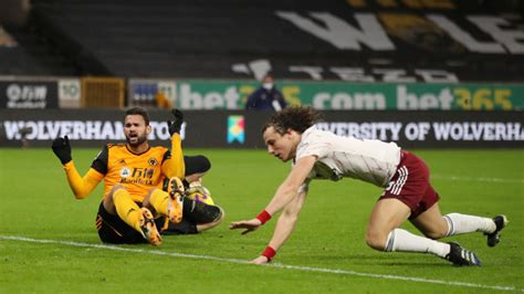 Wolves Vs Brentford Prediksi Skor Line Up Head To Head And Jadwal