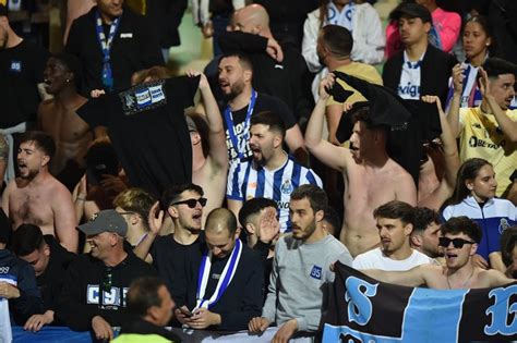 E O Treinador Sou Eu Fc Porto Benfica Jogar No Risco E Estar Em