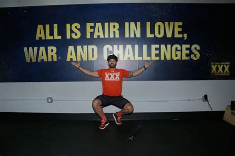 The Challenge Star Johnny Bananas Flirts With The Bachelor