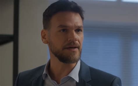 Falso Theo expurga Ben e põe Lumiar aos seus pés em Vai na Fé Te fazer feliz Notícias da TV