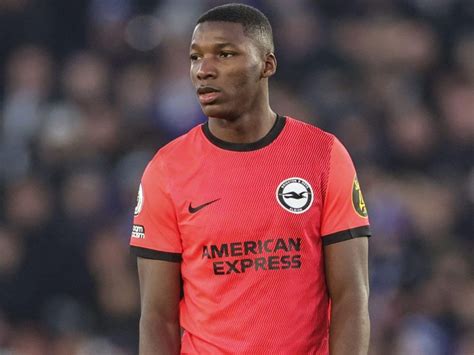 Romano Reveals Surprise Arsenal Target As Prem Midfielder Responds To