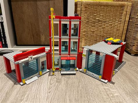 Lego Feuerwehrstation Kaufen Auf Ricardo