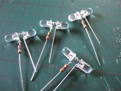 Making Your Own Led Circuits In Diy Electronics Led Diy Led Lighting Diy