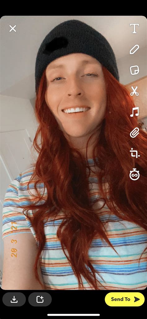 Am I Pretty Enough For Your Cock Scrolller