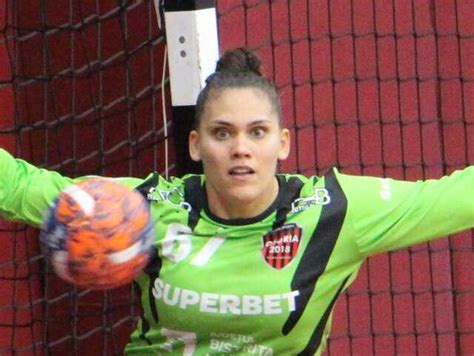 Renata Arruda Wikiwand