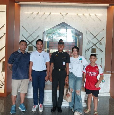 นักเรียนนายร้อยชั้นปีที่ 1 ปล่อยพักบ้าน นักเรียนนายร้อยพระจุลจอมเกล้า