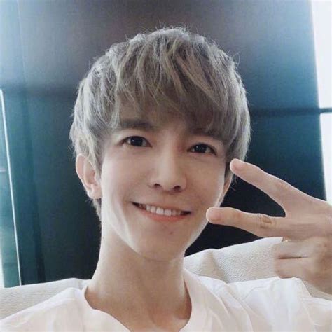 于正也为抄袭向琼瑶道歉，这事儿还带组团的 知乎
