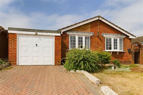 Primrose Close Hedge End Southampton So30 3 Bedroom Detached